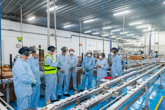 La Vache qui rit-Kiri | Bel Maroc invite dans son usine de Tanger - Le ...