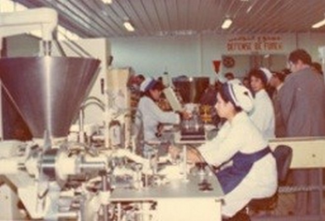 La Vache qui rit-Kiri | Bel Maroc invite dans son usine de Tanger | Le ...